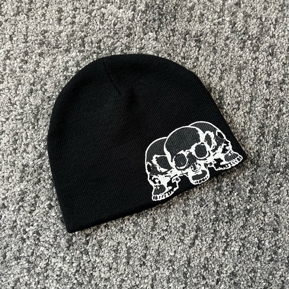 American Vintage | Accessories | Vintage Y2k Skulls Punk Style Hat ...